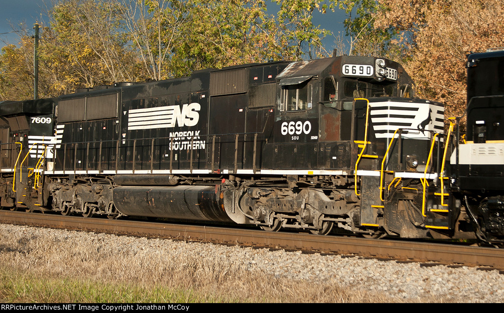 NS 6690